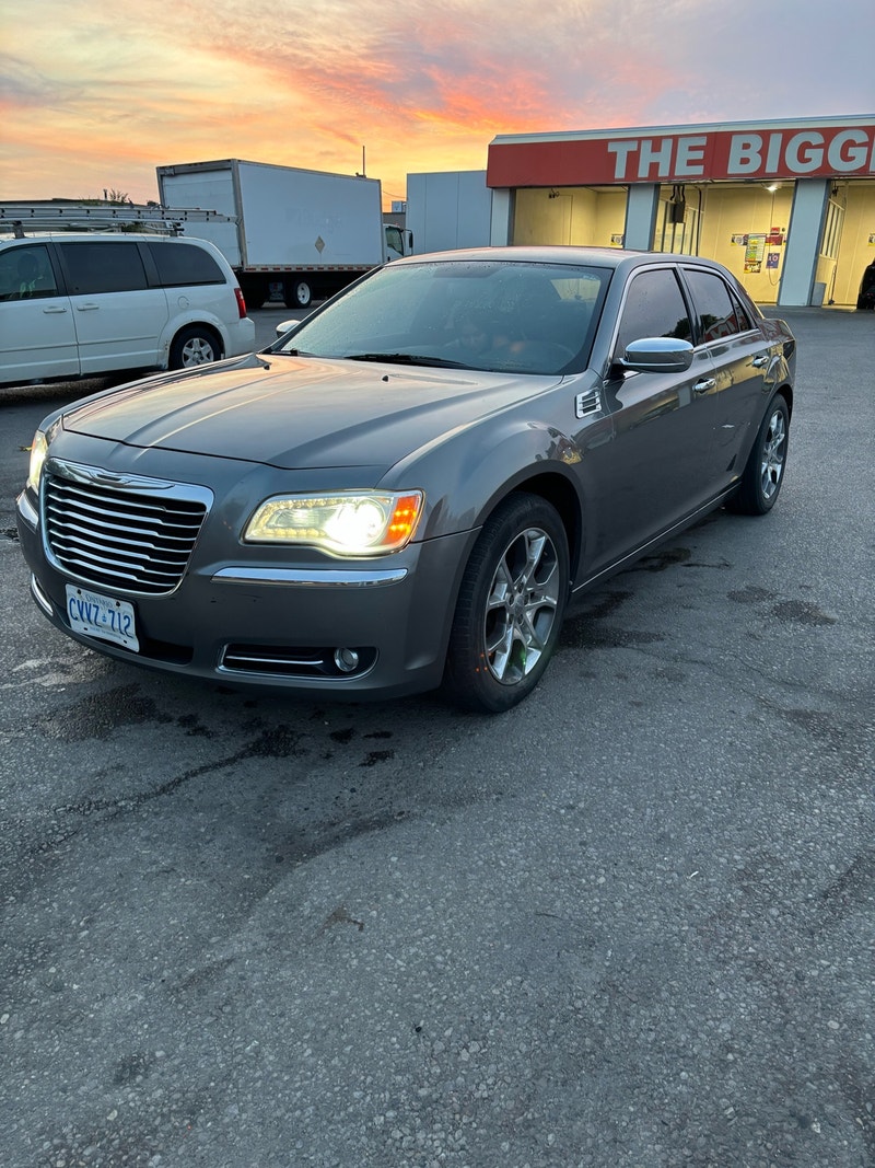 2012 Chrysler 300 Limited | Cars & Trucks | City of Toronto | Kijiji