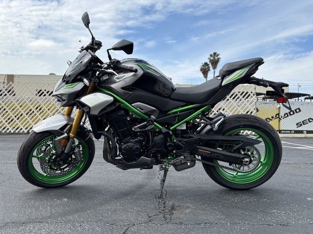 2025 KAWASAKI Z900 SE ABS - CUSTOM | Street, Cruisers & Choppers ...
