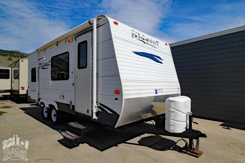 2009 Keystone 19FL | Travel Trailers & Campers | Kamloops | Kijiji