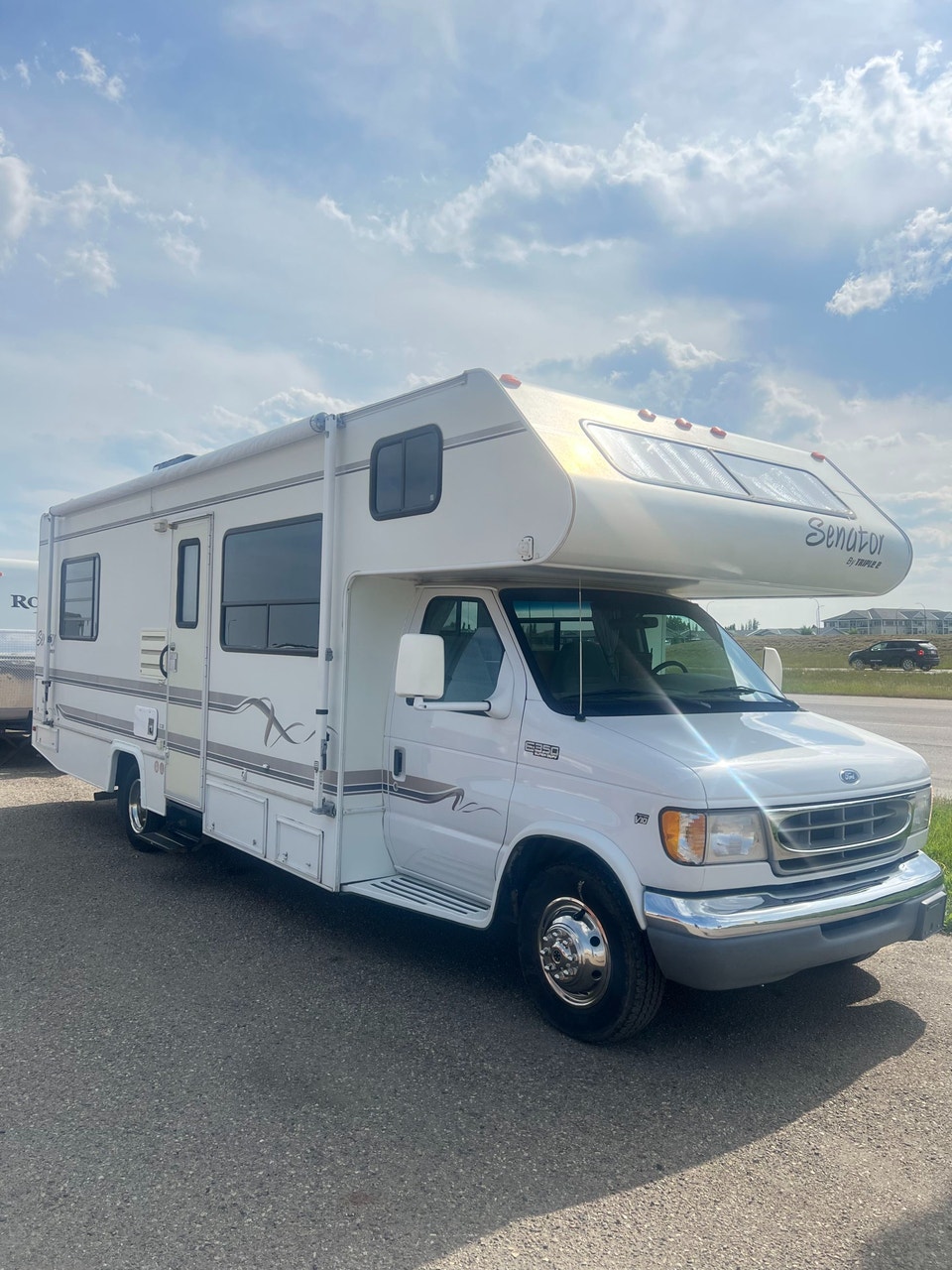 1999 Senator Triple E C28 | RVs & Motorhomes | Lethbridge | Free local ...