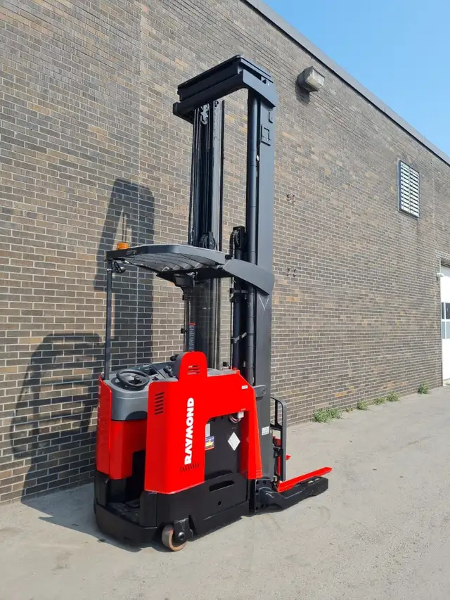 2019 Raymond DEEP REACH 3200LB cap side-shift 33FT max Lift heig ...