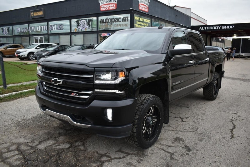 2017 Chevrolet Silverado 1500 LTZ - Z71 - 5.3L - CREW CAB | Cars & Trucks | Winnipeg | Kijiji ...
