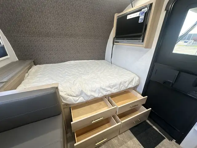 2024 Keystone Outback OBX 17BH COMPACT, BUNKS, SUV TOWABLE | Travel ...