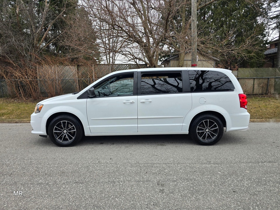 2016 Dodge Grand Caravan SXT Reverse Camera, Blutooth , Certifie | Cars ...