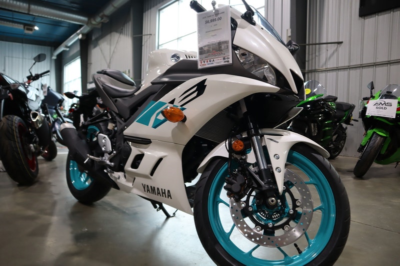 2024 Yamaha YZF-R3 White | Sport Bikes | Edmonton | Kijiji Classifieds