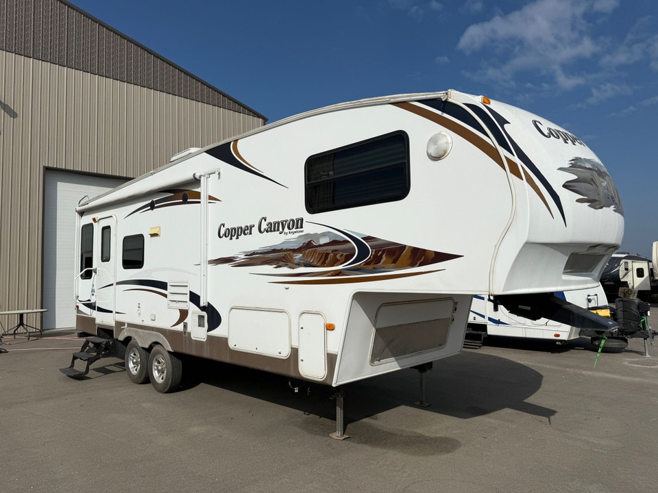 2010 Keystone Copper Canyon 252FWRLS | Travel Trailers & Campers | St ...