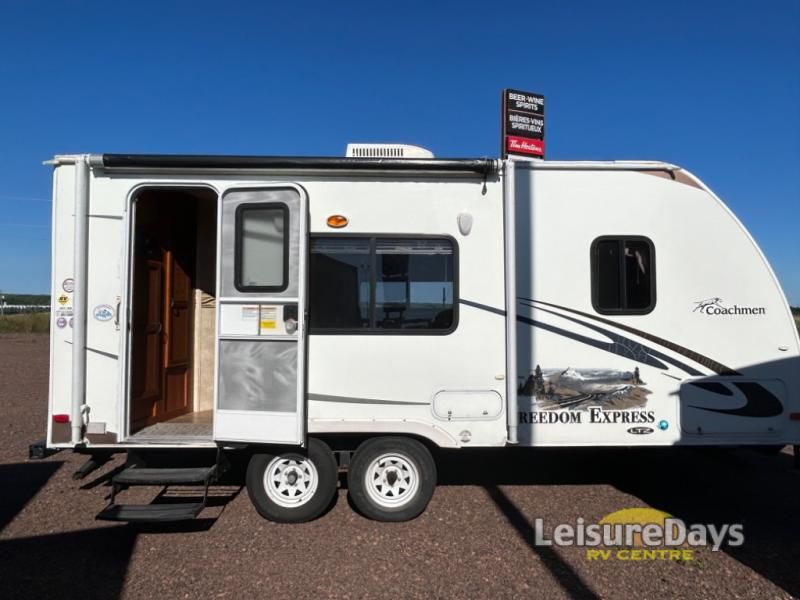 2011 Coachmen RV Freedom Express LTZ 191RB | Travel Trailers & Campers ...