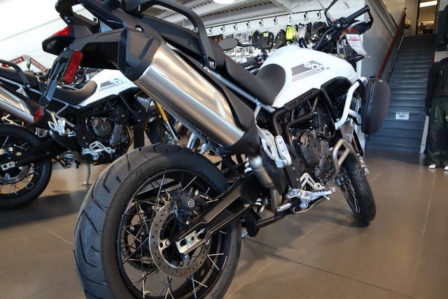 2023 Triumph Tiger 900 Rally Pro Plus Accessories Pure White P | Other ...