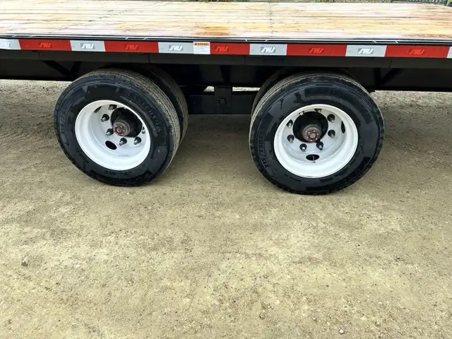 2026 32' Gooseneck Trailer (2)15k Axles Monster Ramps 16 Ply | Cargo ...