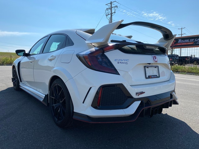 2018 Honda Civic Type R Manual | Cars & Trucks | Calgary | Kijiji