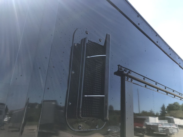 2025 LEGACY SERIES LEGACY LITE TA RAMP DOOR ALL ALUMINUM ENCLOSE ...