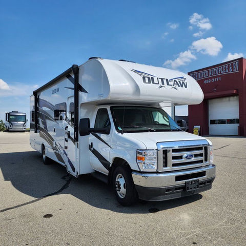 2024 Thor Motor Coach Outlaw Class C 29T | RVs & Motorhomes | Calgary ...