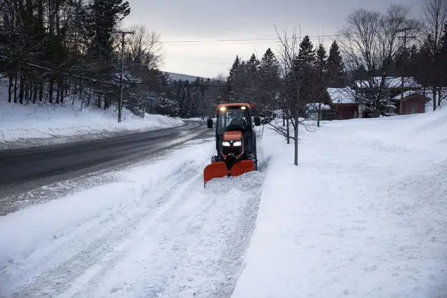 2024 Kubota BX2812A | Farming Equipment | Regina | Free local ...