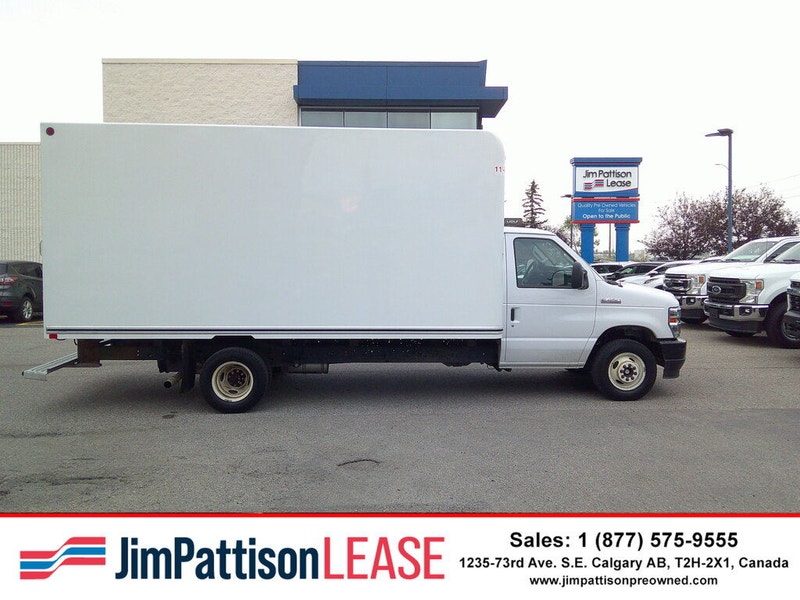 2022 Ford E-450 7.3L 16 Ft. Unicell Cube Van w/Bluetooth & Ramp | Cars ...
