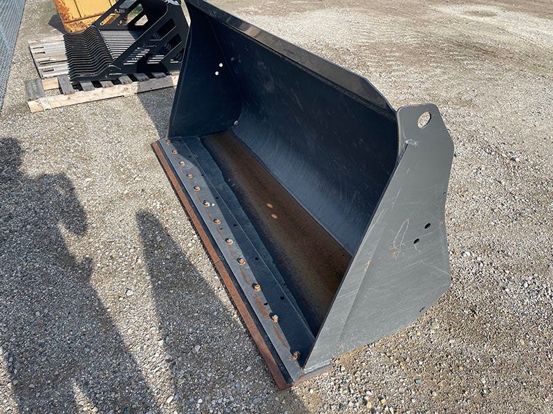 2023 CNH 72 INCH BUCKET | Farming Equipment | London | Kijiji Classifieds