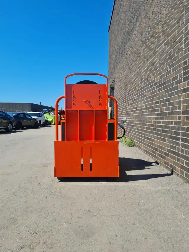 2018 Toyota Electric Tugger lift 10000lbs capacity w Charger | Heavy ...