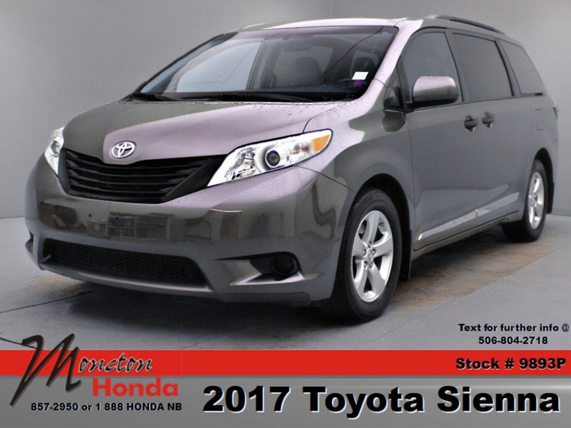 2017 Toyota Sienna Base | Cars & Trucks | Moncton | Kijiji