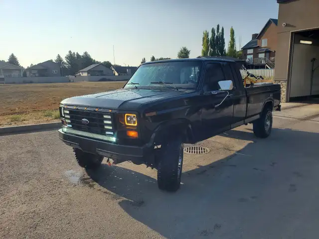 Clean 1985 Ford 12V Cummins swap 4x4, 8 speed, $40k+worth invested ...