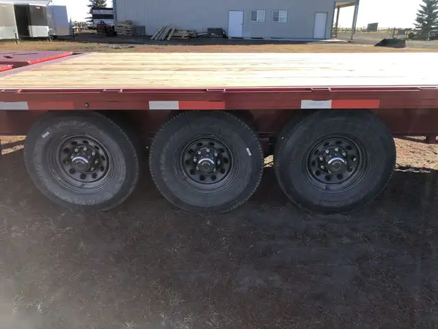 2026 Double A 32' Pro Gooseneck Flatdeck Trailer 3x7000 lb Axles ...