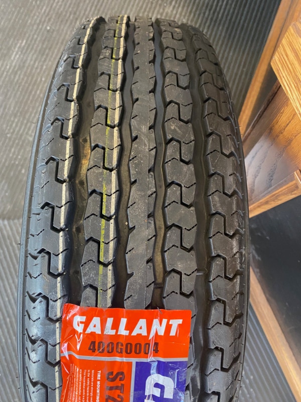 ST205 75 R15 -8PLY MOUNTED ON WHITE STEEL RIMS | RV & Camper Parts ...