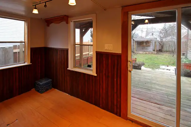 2 BEDROOM HOUSE + DEN, FINISHED BASEMENT, HEATED GARAGE | Long Term ...