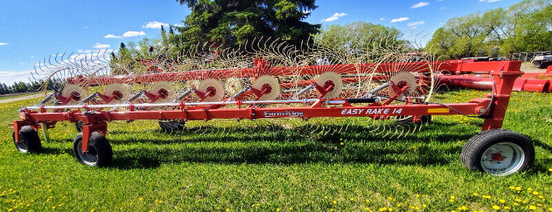 Farm King 14 Wheel V-Rake (RE14FK) | Farming Equipment | St. Albert ...