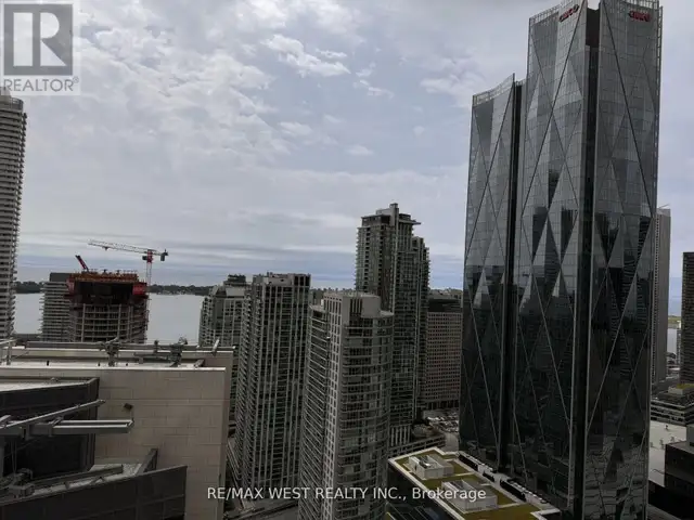 4002 - 8 THE ESPLANADE Toronto (Waterfront Communities), Ontario | Long ...