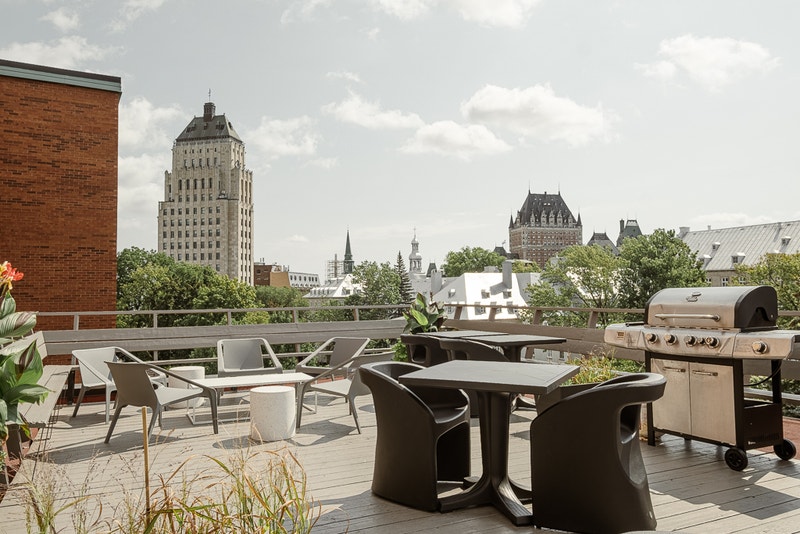 3 et demi avec piscine intérieure et gym dans le Vieux-Québec ...