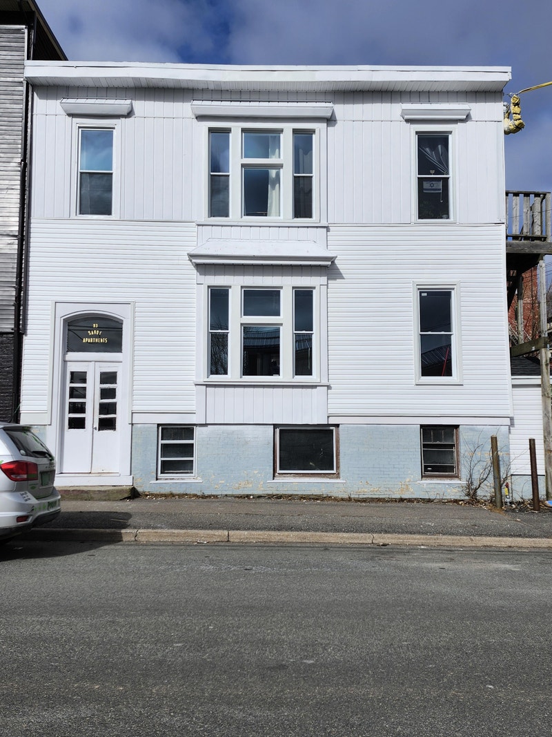 93 St. James #3 - 2BR Uptown, Private Entrance | Long Term Rentals ...