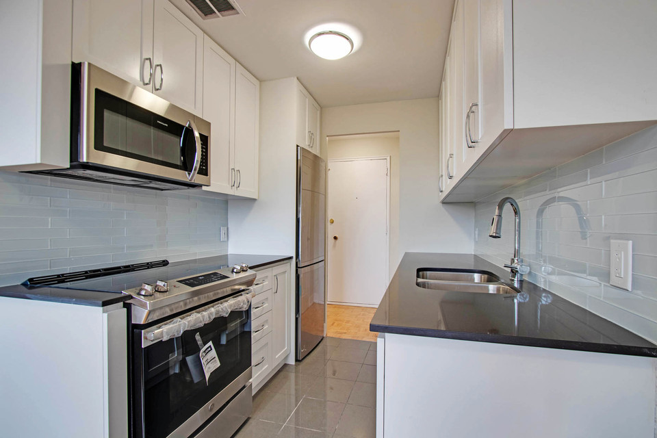 Eglinton And Kennedy Scarborough 3 Bedroom Apartment For Rent Long