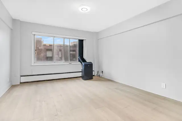 STUDIO MEUBLÉ & TOUT INCLUS | Centre-Ville (Guy-Concordia) | Long Term ...