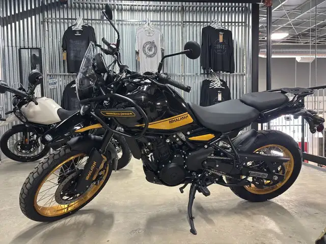 2026 Royal Enfield Himalayan 450 Hanle Black (Tubeless) 450 | Street ...