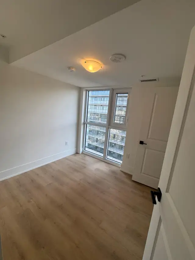 Private Room for Rent in Hamilton Downtown Condo – Utilities and | Long ...