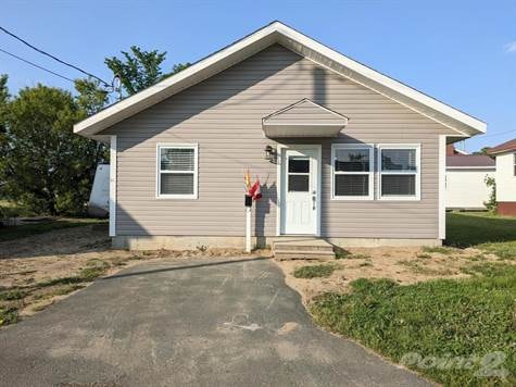 Homes for Sale in Chatham, Miramichi, New Brunswick $159,900 | Houses ...