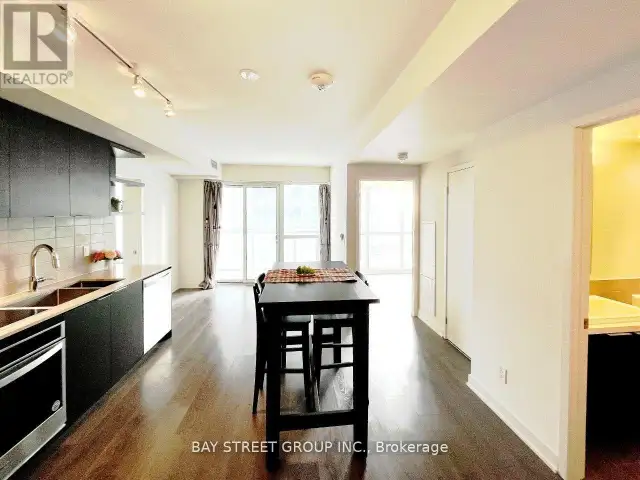 1108 - 6 SONIC WAY Toronto (Flemingdon Park), Ontario | Long Term ...