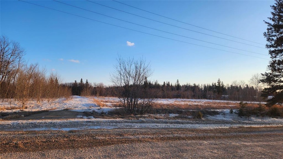 2156 Hwy 325 Highway Hodgson, Manitoba | Land for Sale | Winnipeg ...
