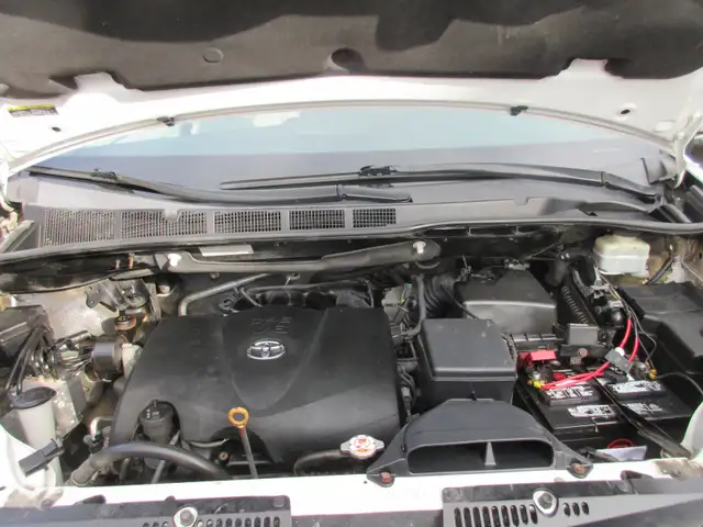 WHEELCHAIR VAN, ADAPTE, 2018 TOYOTA SIENNA, MINT | Cars & Trucks | City ...