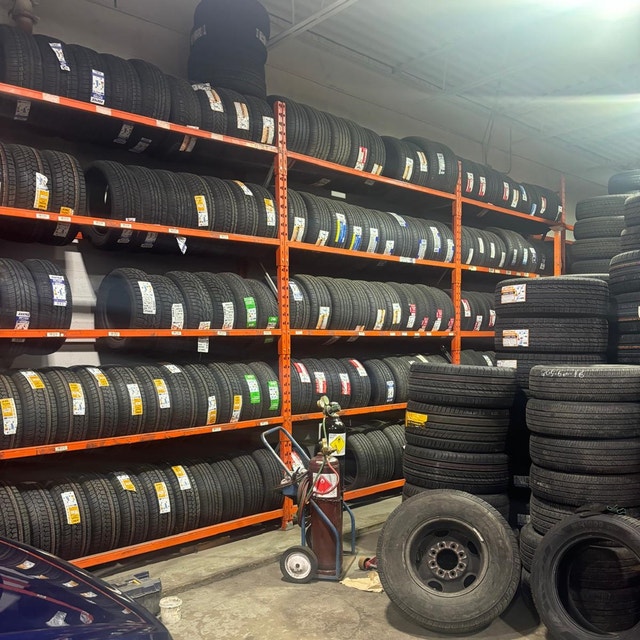 Tire Racking Tire Rack for SALE 24 inch Deep Pallet Racking ...