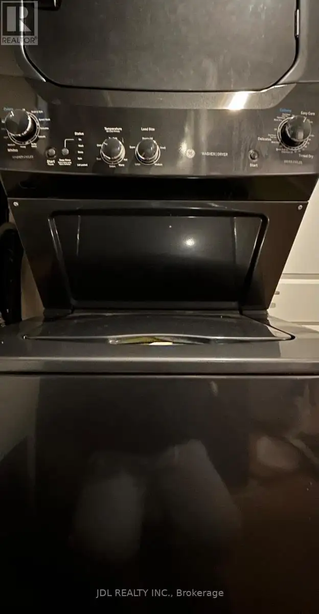 UNIT C - 15 WILDFLOWER WAY Toronto (West Hill), Ontario | Long Term ...