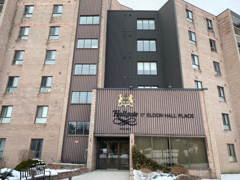 2 bed condo centrally located - 503-17 Eldon Hall | Long Term Rentals ...