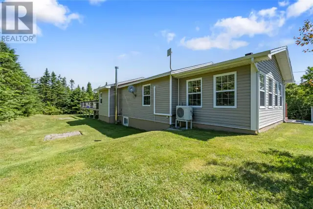 18 Mobile First Pond Road Mobile, Newfoundland & Labrador | Houses for ...