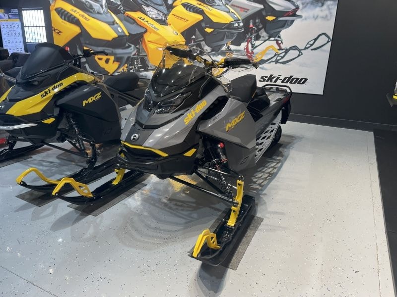 2026 SKI-DOO MXZ ADRENALINE WITH BLIZZARD PACKAGE 850 E-TEC SNOW ...