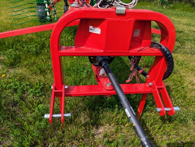 Farm King Enoduo 780 Double Rotary Rake | Farming Equipment | St ...