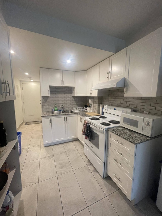 studio rénové metro Jarry disponible pour Juillet 2024 NON MEUB ...