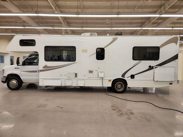 SELLING 2018 CLASS C Majestic 28A MOTORHOMES !!! | RVs & Motorhomes ...