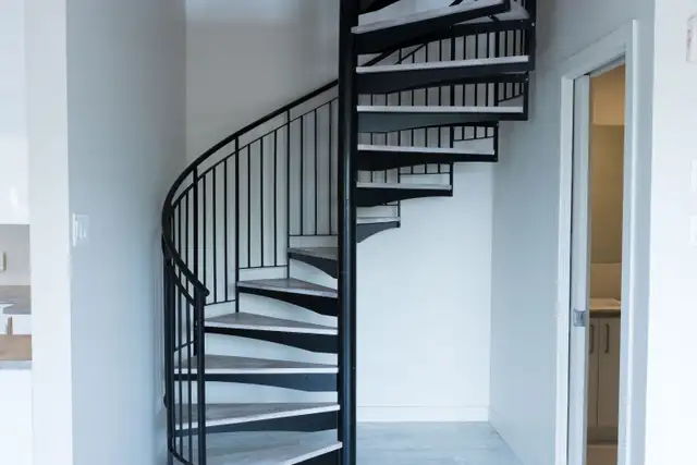 5 1/2 | Disponible 1er juillet | Quartier Saint-Sauveur | Long Term ...