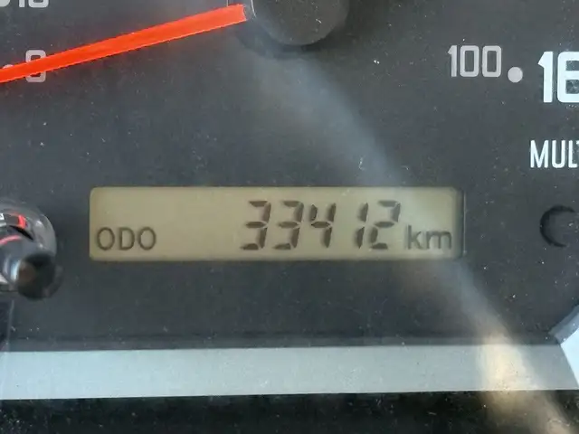 2022 Isuzu FVR 24 Foot Cummins Cube Van with Power Tail Gate and ...