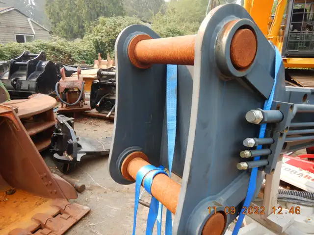 NEW 400-750 CL EXCAVATOR HYDRARAM SHEET PILE DRIVER / EXTRACTOR | Heavy ...