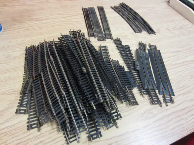 Large HO Scale Train Track & Accessories Lot | Hobbies & Crafts | City ...