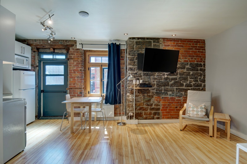 1 1/2 avec gym et piscine - Tout inclus/Meublé - Vieux-Québec ...